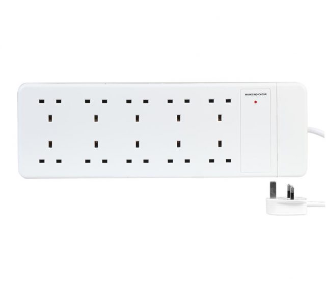 8 Gang Extension, White 2m - Concordia Technologies